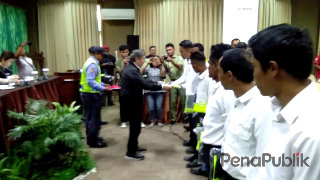 Satlantas Polres Bogor, Dishub dan PHRI Seragamkan Polisi Lingkungan ...